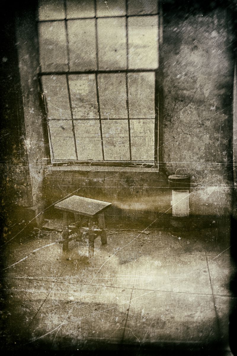 window side | GANREF