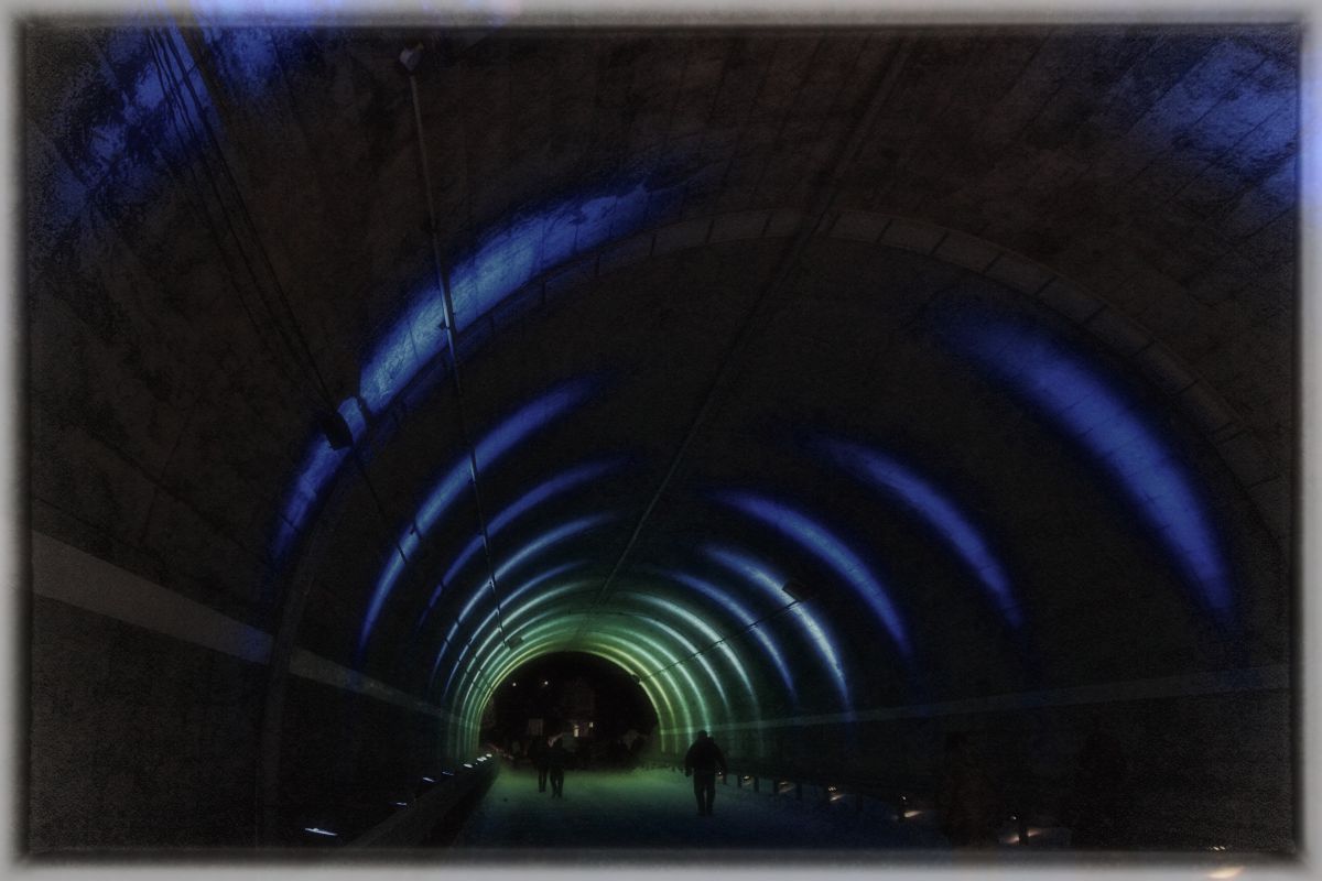 time tunnel | GANREF