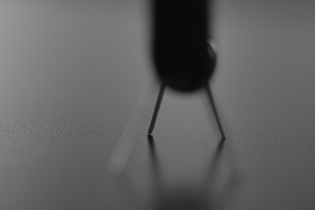 a thin feeble cry | GANREF