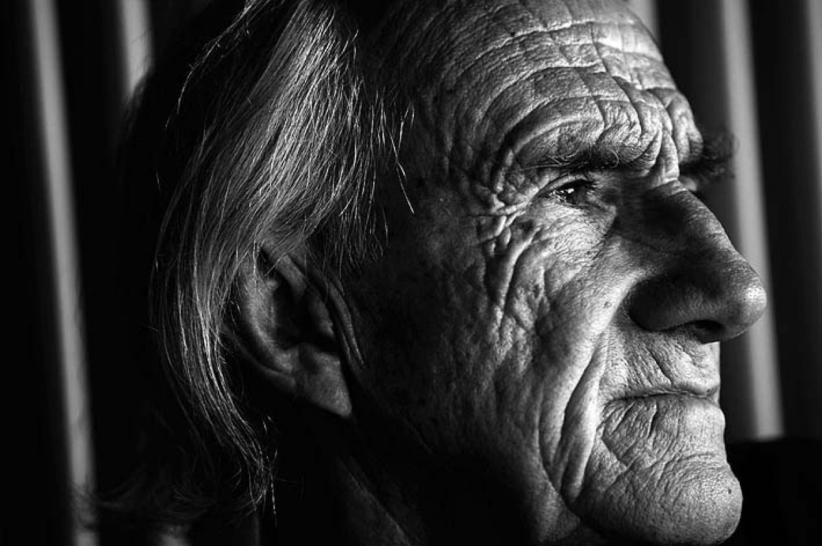 F2_300807FR0428 .jpg | GANREF