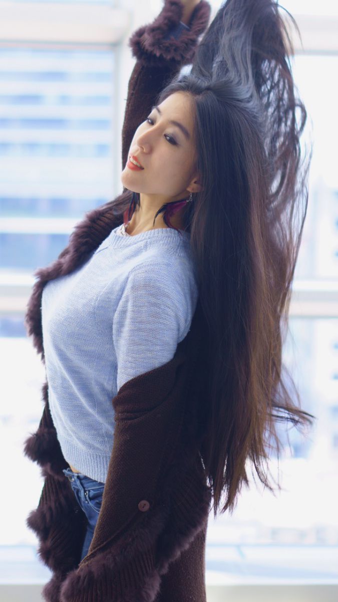 Long haired woman(1) | GANREF