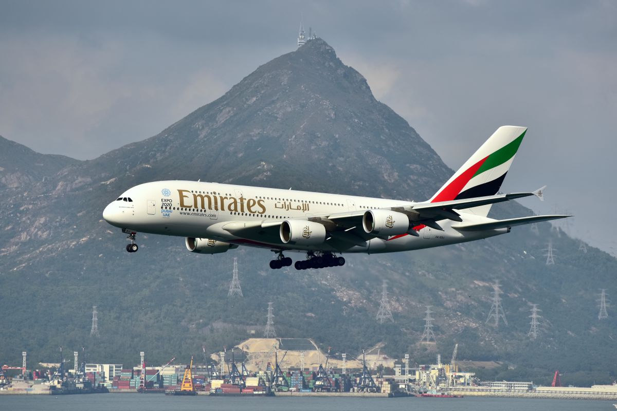 エミレーツA380-800 | GANREF