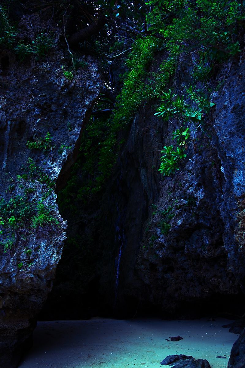 Soaring cliff. | GANREF