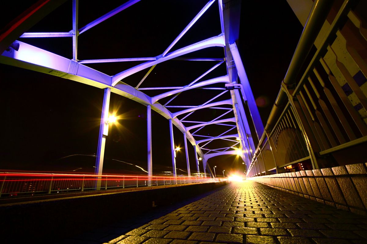 District Outside. | GANREF