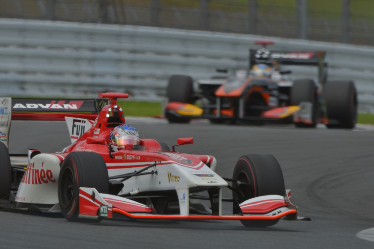 Pole to win | GANREF