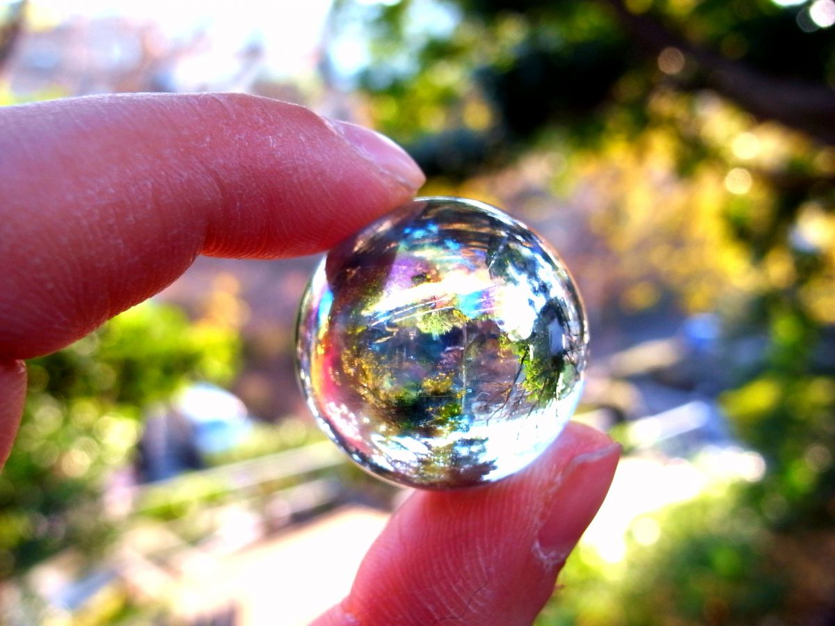 iridescence planet | GANREF