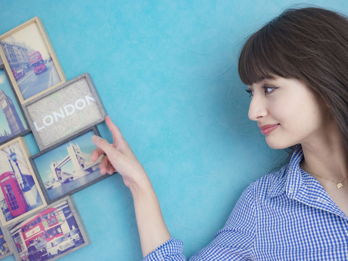 CM Image 「Charmant」 | GANREF