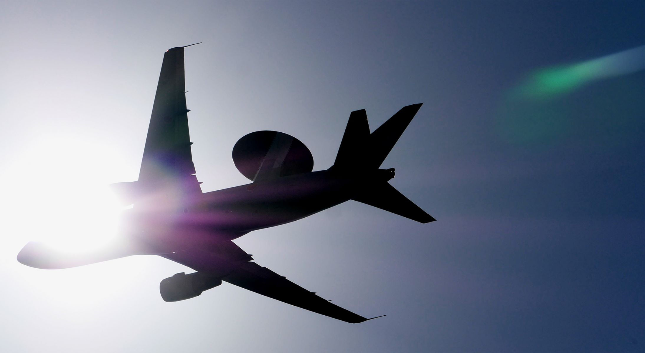 a moment of E-767 | GANREF