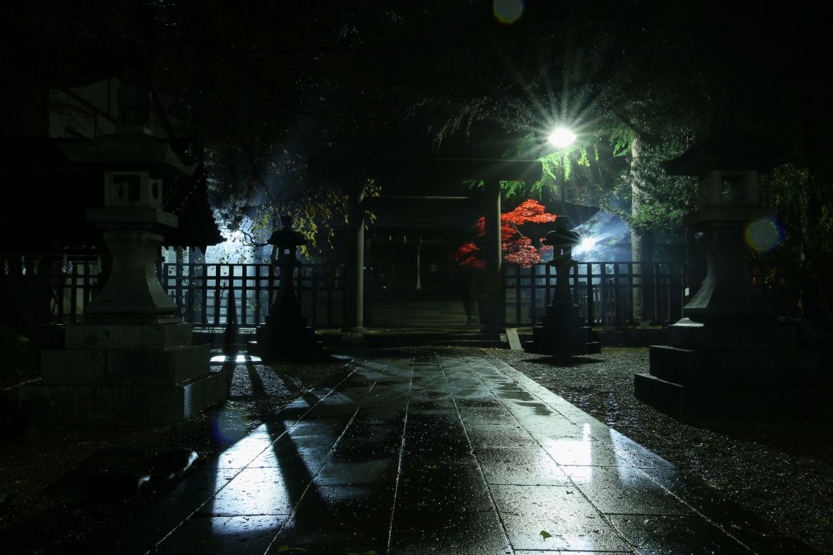 Night Shrine, with "Ghost" | GANREF