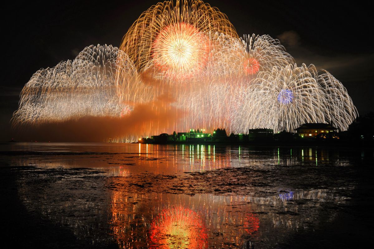 Summer Night Fever!! | GANREF