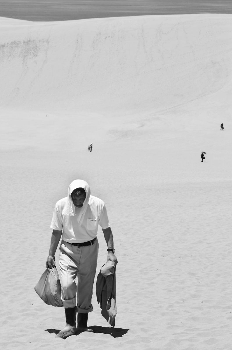 Too hot, My way | GANREF