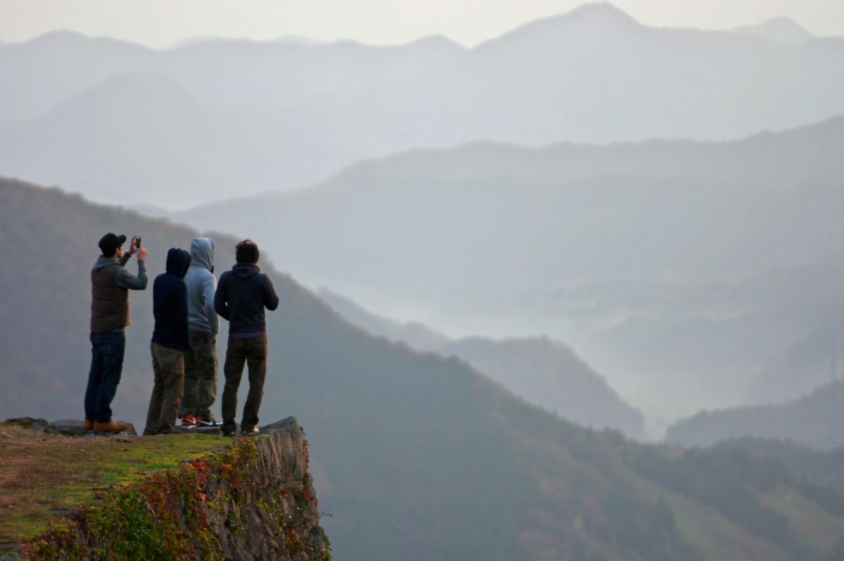 Amazing Place | GANREF