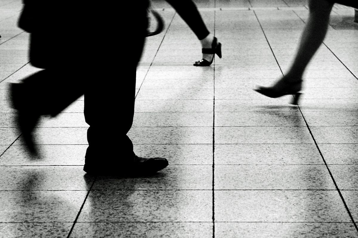 at a quick pace | GANREF