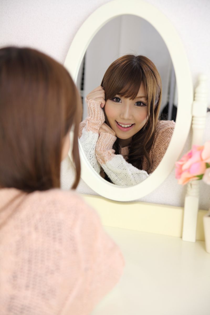 鏡の中の私 | GANREF