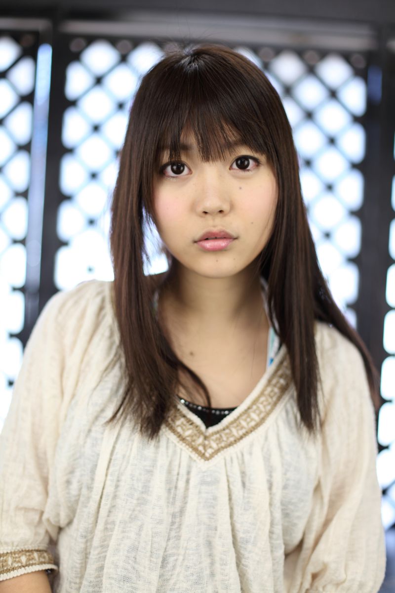 じ〜っ・・・ | GANREF