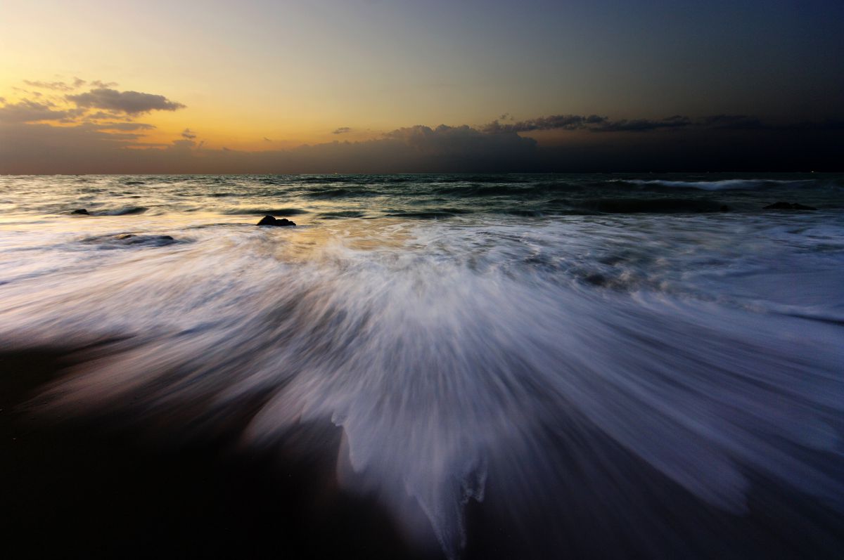 Sharpness before daybreak | GANREF