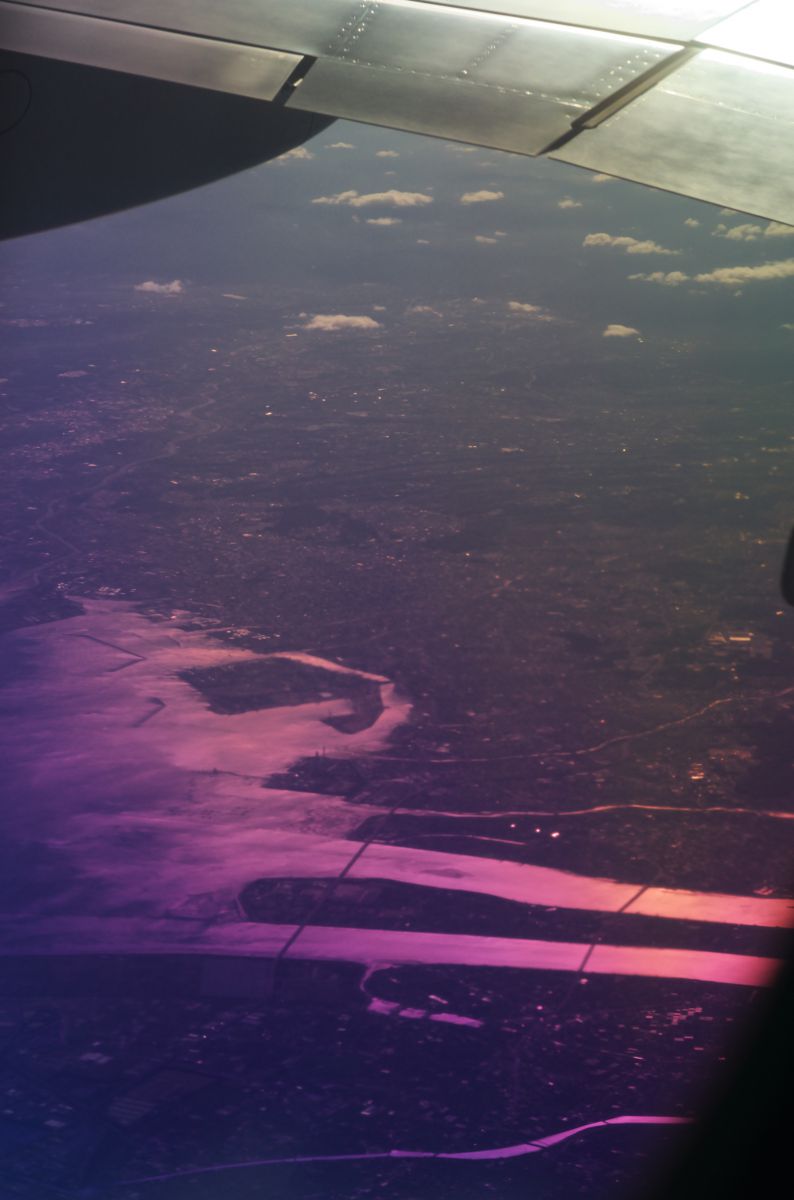 機窓から | GANREF