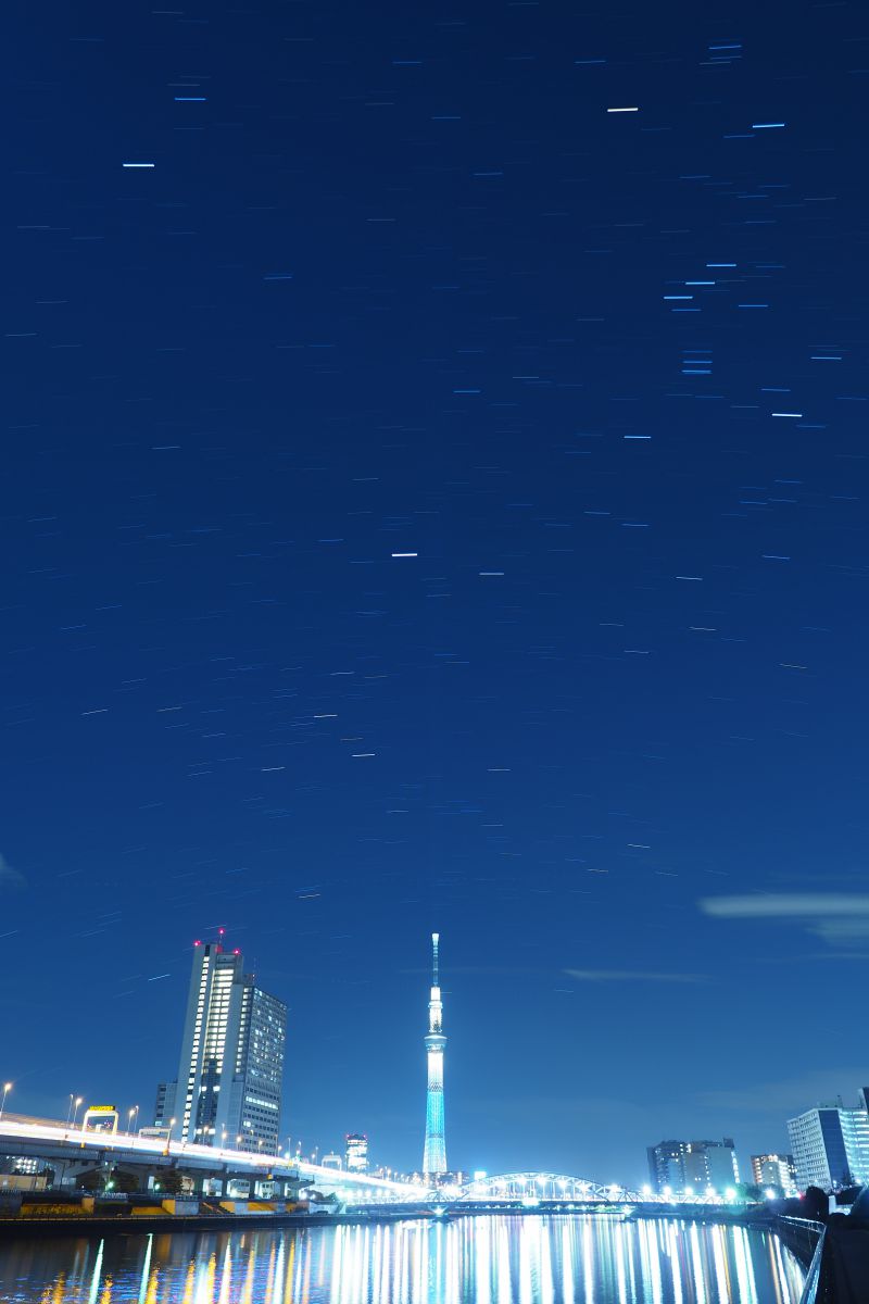 Tokyo Sky Tree and stars | GANREF