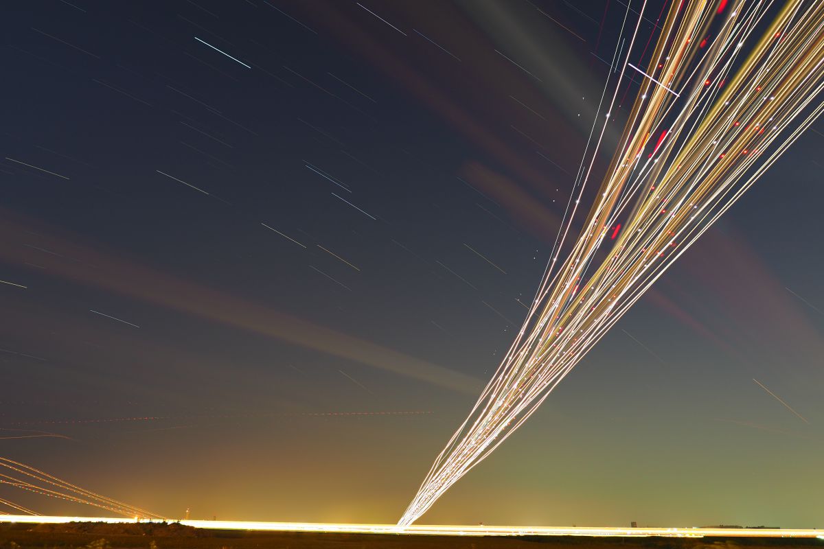 Lights trails | GANREF